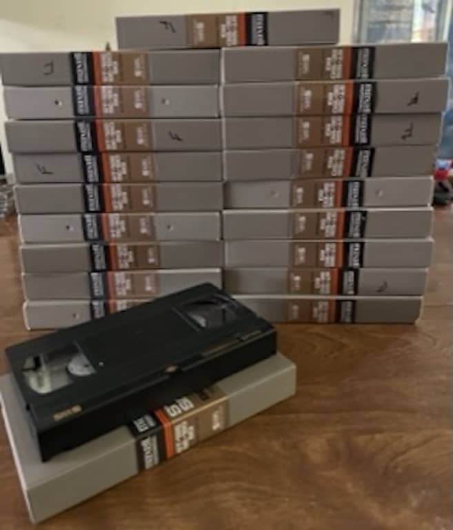 20 Used Maxell Professional ST 126 BQ ADAT S-VHS Tapes in | Reverb