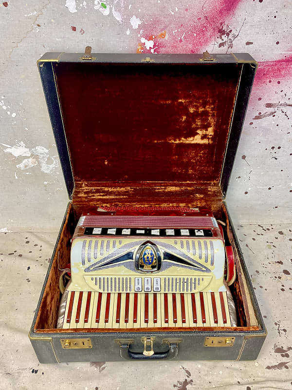 Vintage Salanti N. 2046 Accordion Red Pearloid Made in Italy | Reverb
