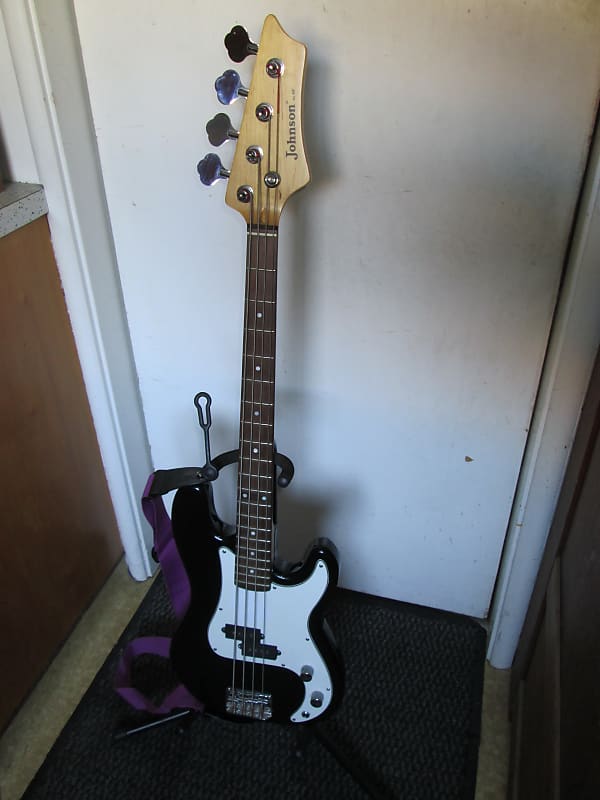 Johnson P Bass (30") | Reverb
