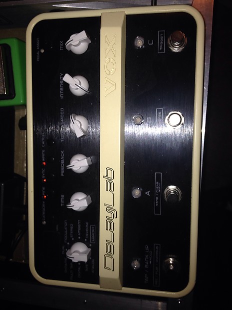 Vox DelayLab | Reverb