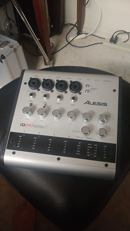 Alesis iO|14 4-Channel FireWire Recording Interface | Reverb