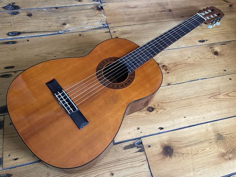 Vintage Suzuki Model No 730 Classical Guitar Made in Japan | Reverb UK