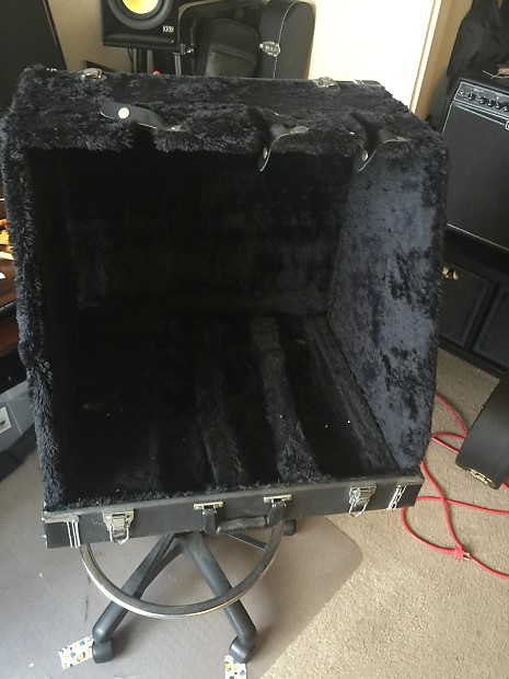 Road Runner 3 Guitar Stand Black Tolex | Reverb