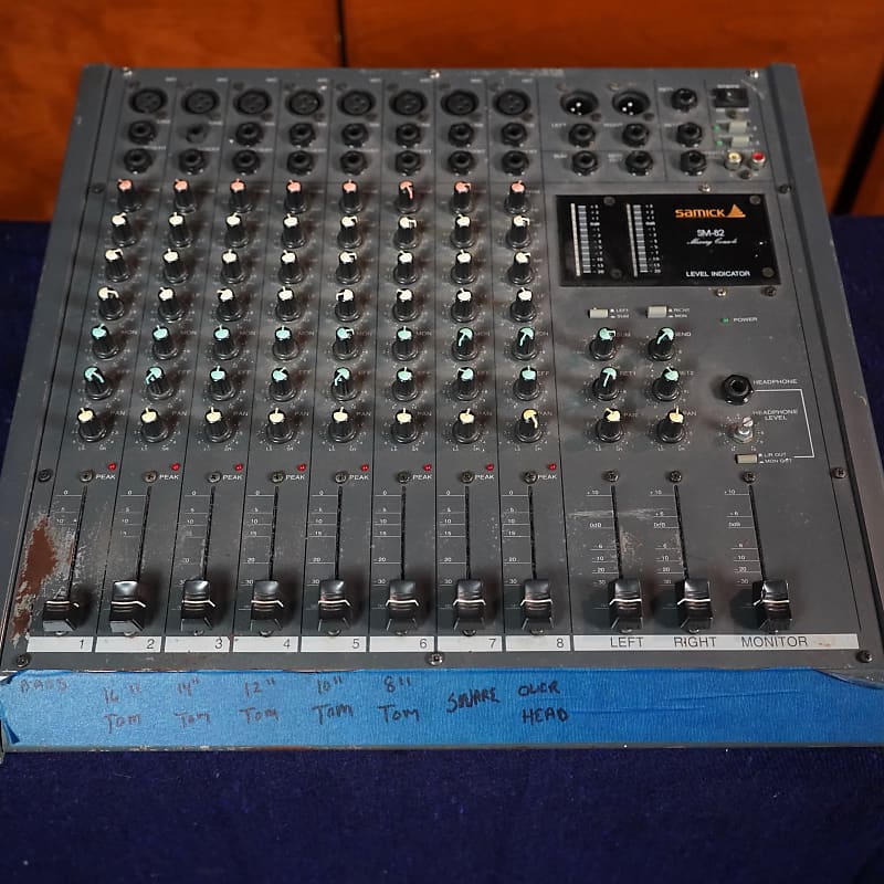 Samick SM-82 Mixer | Reverb