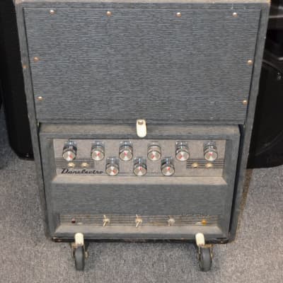 Danelectro DS-50 – Modded Vintage Guitar Amplifier & 2×12 | Reverb