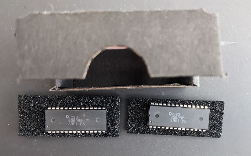 Pair of CSG/MOS Technologies 8580 r5 SID Chips; NOS from | Reverb