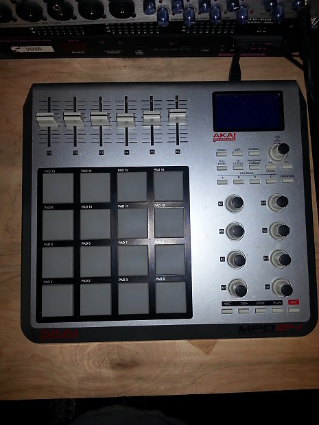 Akai MPD24 | Reverb
