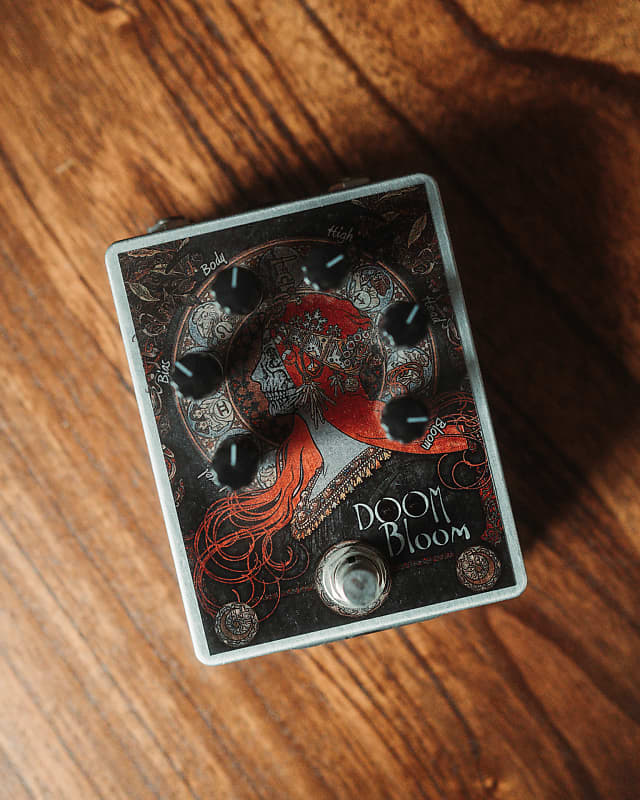 Fuzzhugger (fx) Doom Bloom 2010-2020 - Silver / Red | Reverb