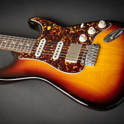 Tom Anderson Icon Classic 3 Color Burst (111022N) | Reverb France