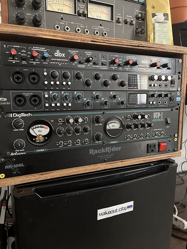 Digitech Dual Vacuum Tube 2-Channel Mic / Line Preamp & EQ | Reverb