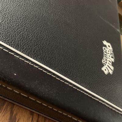 Pedulla Fretless Bass left-handed 1980s - White | Reverb