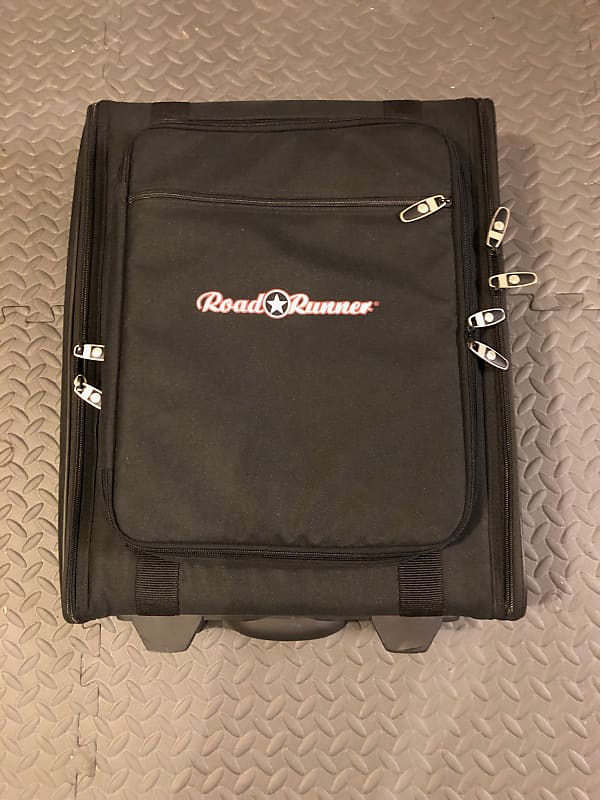 Road Runner 2u Rack Bag | Reverb