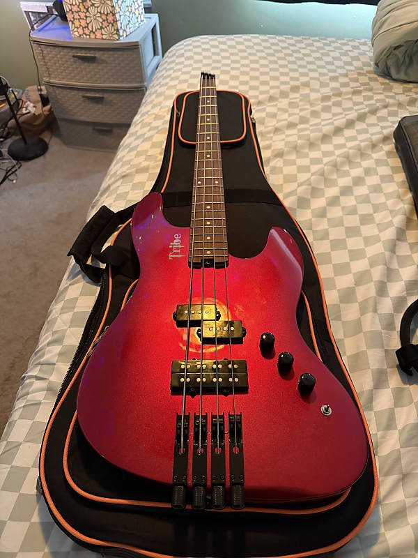 Tribe SF4 headless 2025 - Metallic red | Reverb