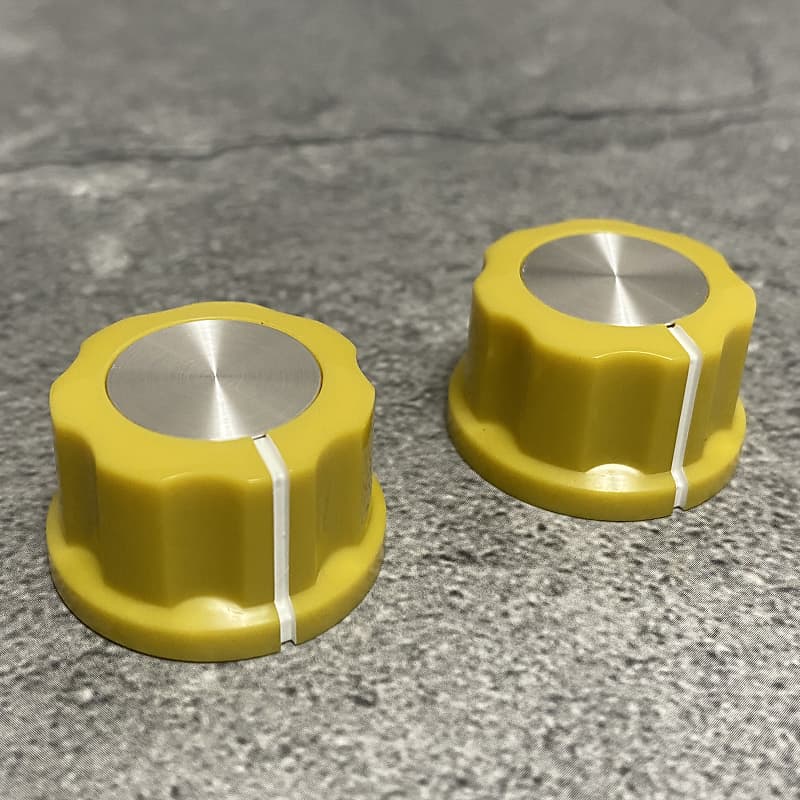 2x Yellow Large Fluted Boss Style Knobs Guitar Amp Pedal | Reverb