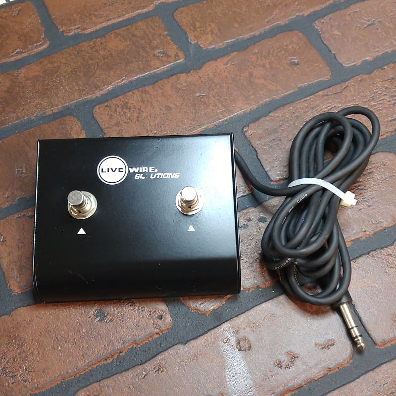 Livewire FSW22 2-Button Latching Footswitch | Reverb