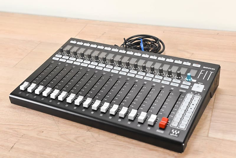 Waves FIT Controller for eMotion LV1 (church owned) CG001C2 | Reverb