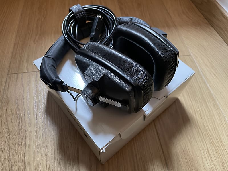 Beyerdynamic DT-150 | Reverb