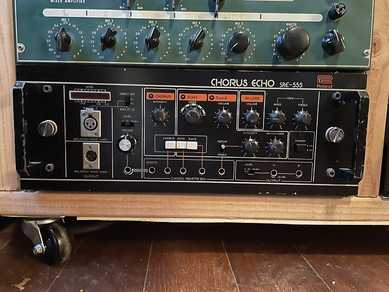 Roland Sre-555 CHORUS ECHO | Reverb