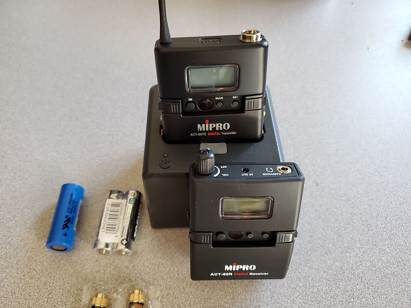 Mipro ENG Wireless Transmitter/Receiver video camera mount | Reverb UK