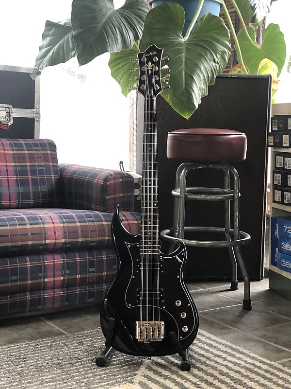 Hagstrom HB-8 - Short Scale 8-string Bass | Reverb
