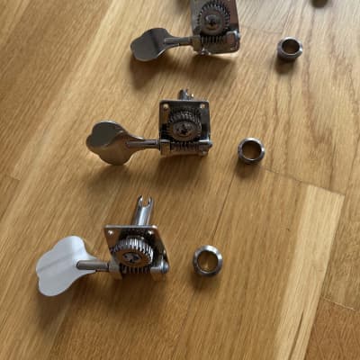 Hipshot HB10 Nickel Bass Machine Heads Tuners for Fender | Reverb