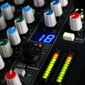 Allen & Heath MixWizard WZ4 16:2 16-Input Stereo Mixer | Reverb