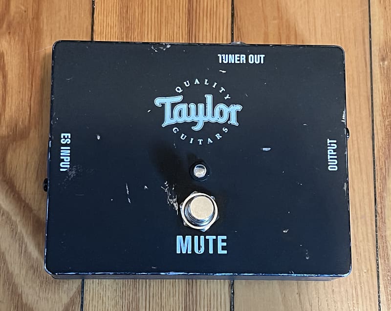 Taylor Balanced Breakout Foot Controlled Mute Switch | Reverb