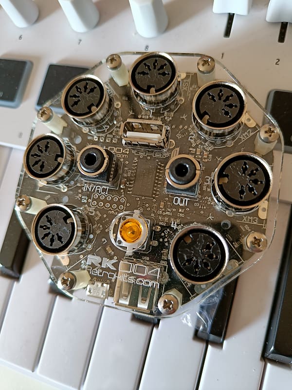 Retrokits RK-004 (6ch MIDI Merger/Splitter/Clock Processor) | Reverb