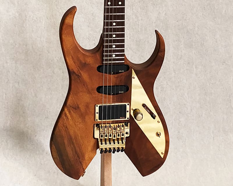 Ibanez Voyager Reb Beach 1991 Mahogany and Koa | Reverb