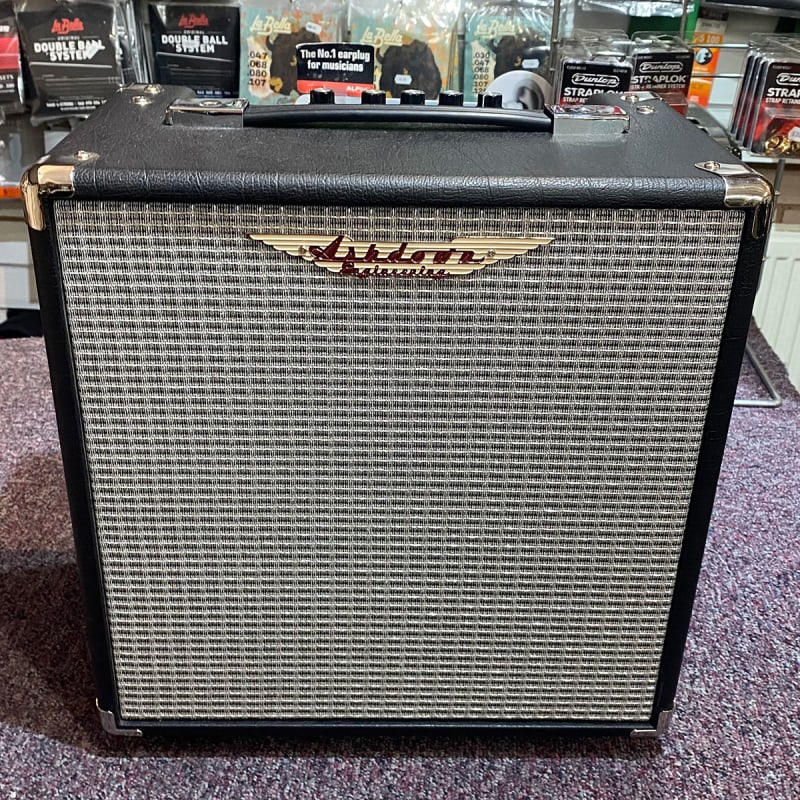 Bass Combo Amps For Sale - New & Used Bass Combo Amps | Reverb