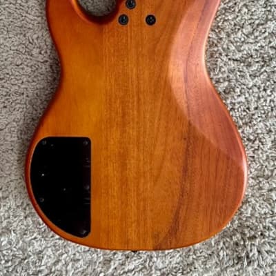 Luna Guitars TAT34 Tattoo Mahogany Electric 34" Scale bass | Reverb