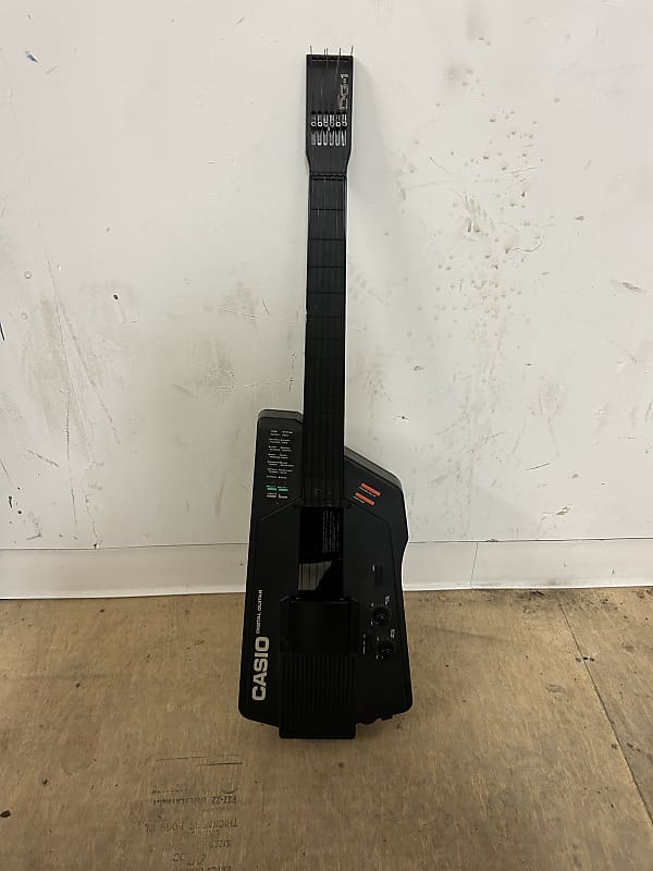 Casio DG-1 Synth Guitar 1981 - Black | Reverb