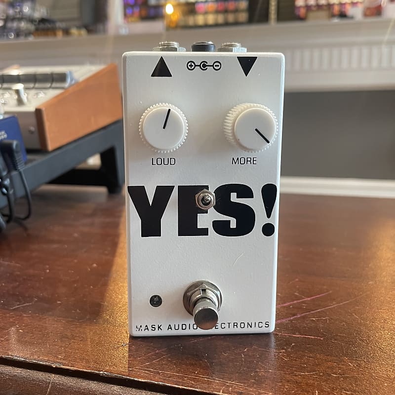 Mask Audio Electronics YES! Fuzz - White / Black | Reverb