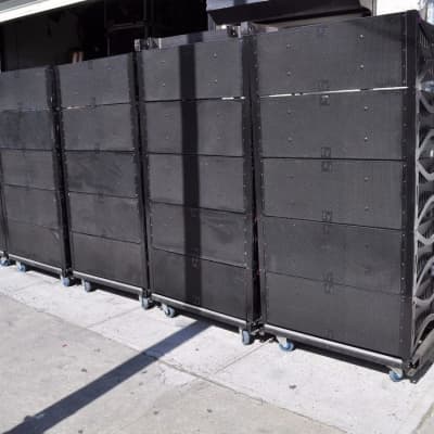 EV / Electro-Voice Speaker XLC 127-DVX 3-way Line Array | Reverb