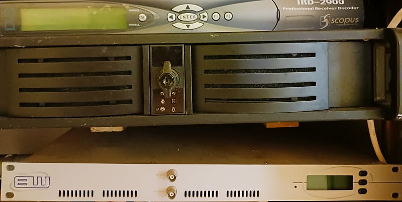 Broadcast Warehouse Tx25/50 2004 Grey and gold | Reverb