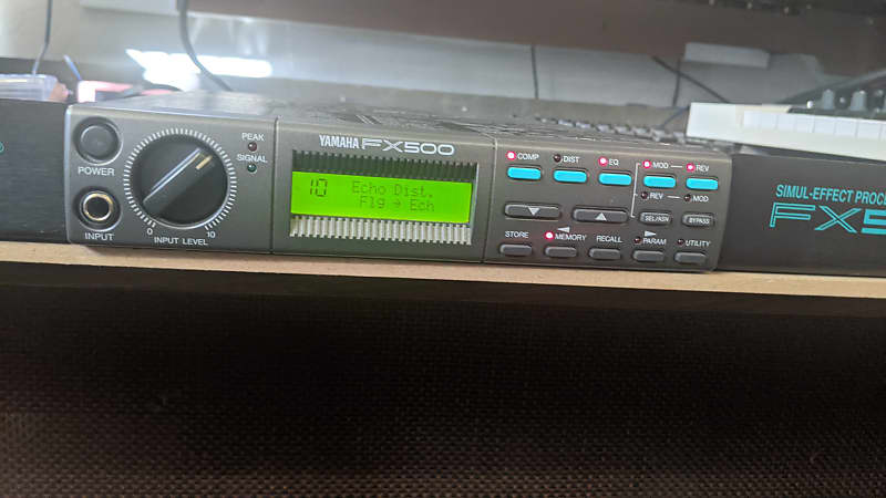 Yamaha FX500 | Reverb
