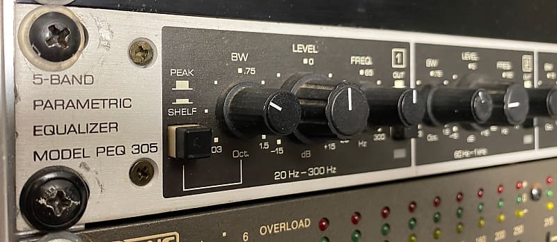 Behringer PEQ305 fully parametic rack mount EQ | Reverb