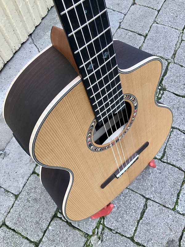 Dowina Cabernet HCE Hybrid nylon string | Reverb UK