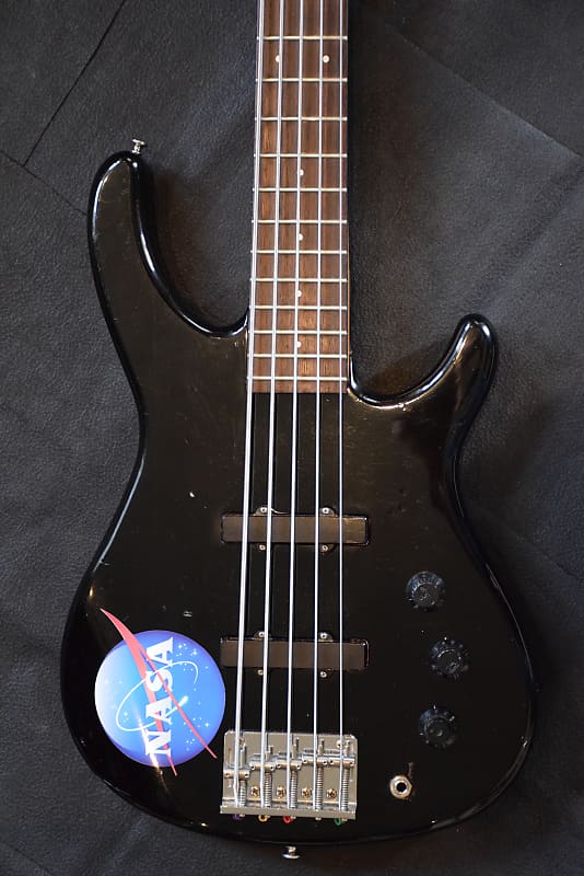 1990s Fender MB5 MIJ made in Japan 5 string bass. Great | Reverb