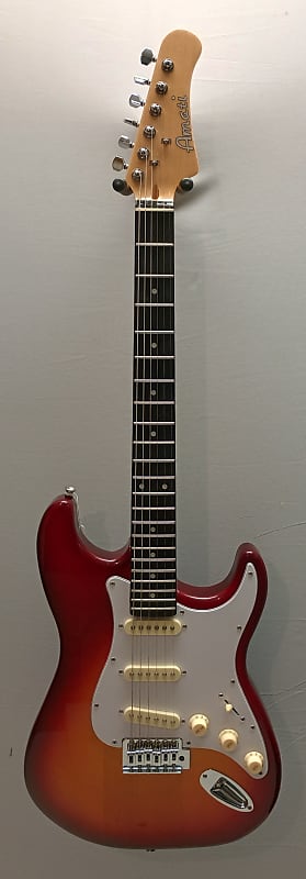 Amati 10STHG strat, brand new, pro setup and plays great. | Reverb