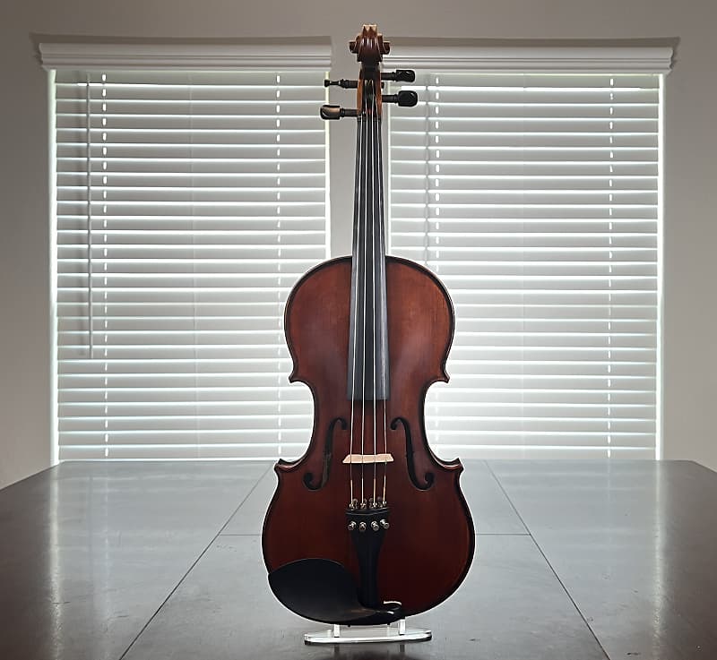 Remarkable sounding full size student violin - Mandarin | Reverb