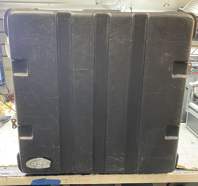 SKB 10 Space Rack Case | Reverb