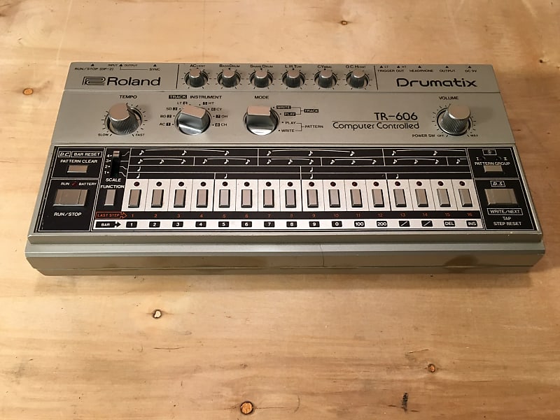 Roland TR-606 analog drum machine for parts or repair - AS-IS | Reverb