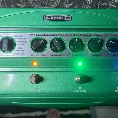 Line 6 DL4 Delay Modeler Rainbow Bright Edition w/ Soft | Reverb