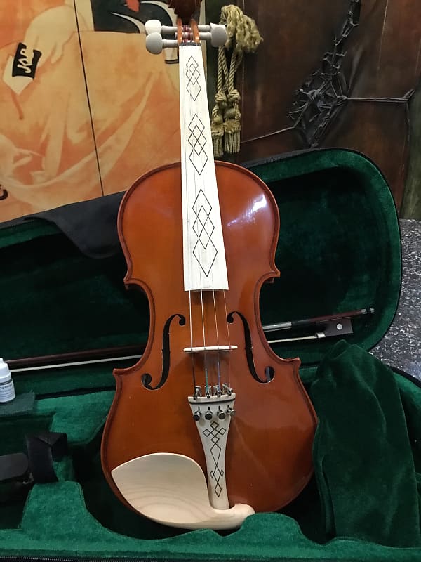 Baroque "look" full size violin/fiddle | Reverb