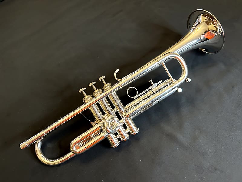 Getzen Capri Silver Trumpet - Beautiful Condition! | Reverb