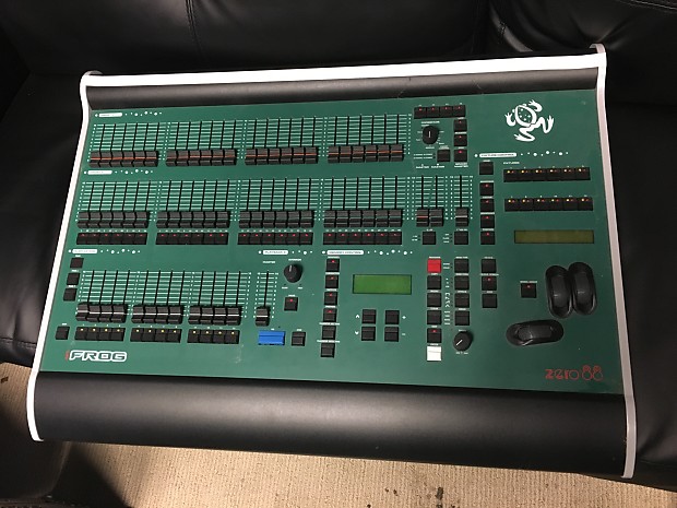 Frog Zero 88 Lighting Console | Reverb