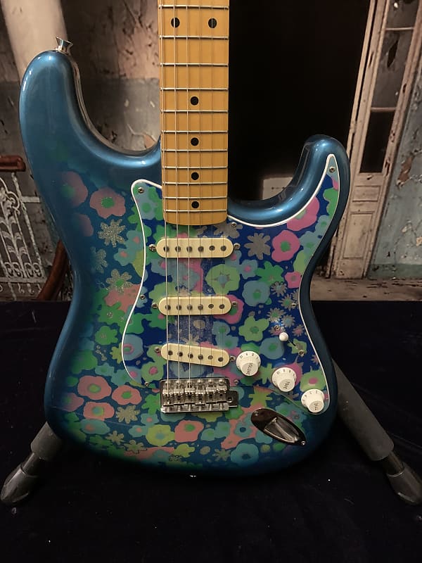 Fender Stratocaster 1994 - Blue Flower | Reverb