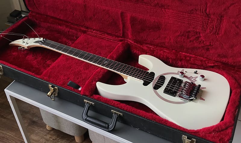 Caparison Dellinger CA Chris Amott | Reverb