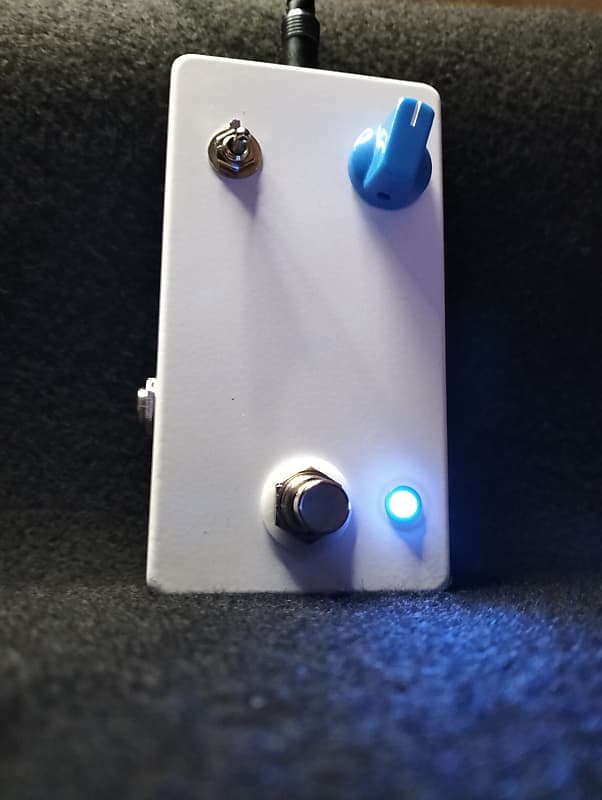 Mockman Distortion ( Tom Scholz's Rockman Dist ) • Wipeout FX | Reverb